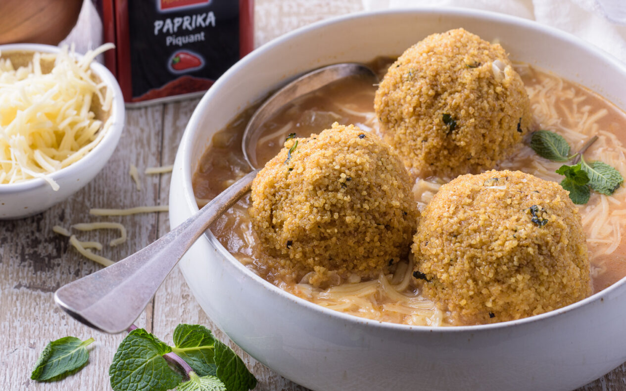 Boulette de semoule sauce à l'oignon - Mon Quotidien Autrement - ©E ...